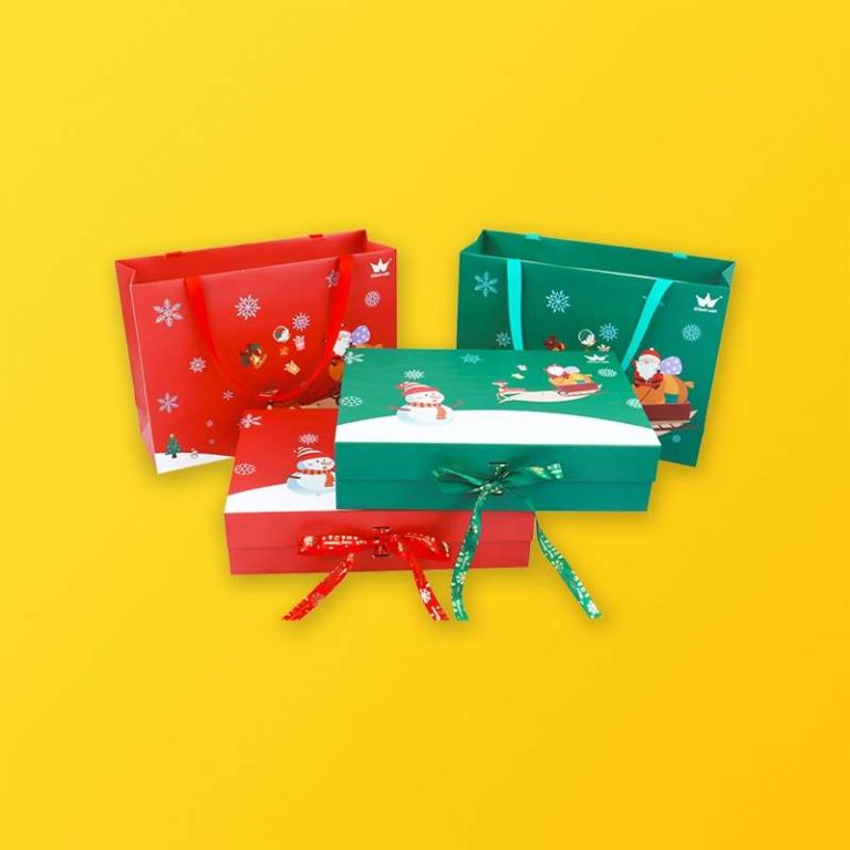 Get Custom Seasonal Gift Boxes in Bulk Prices | Silver Edge Packaging